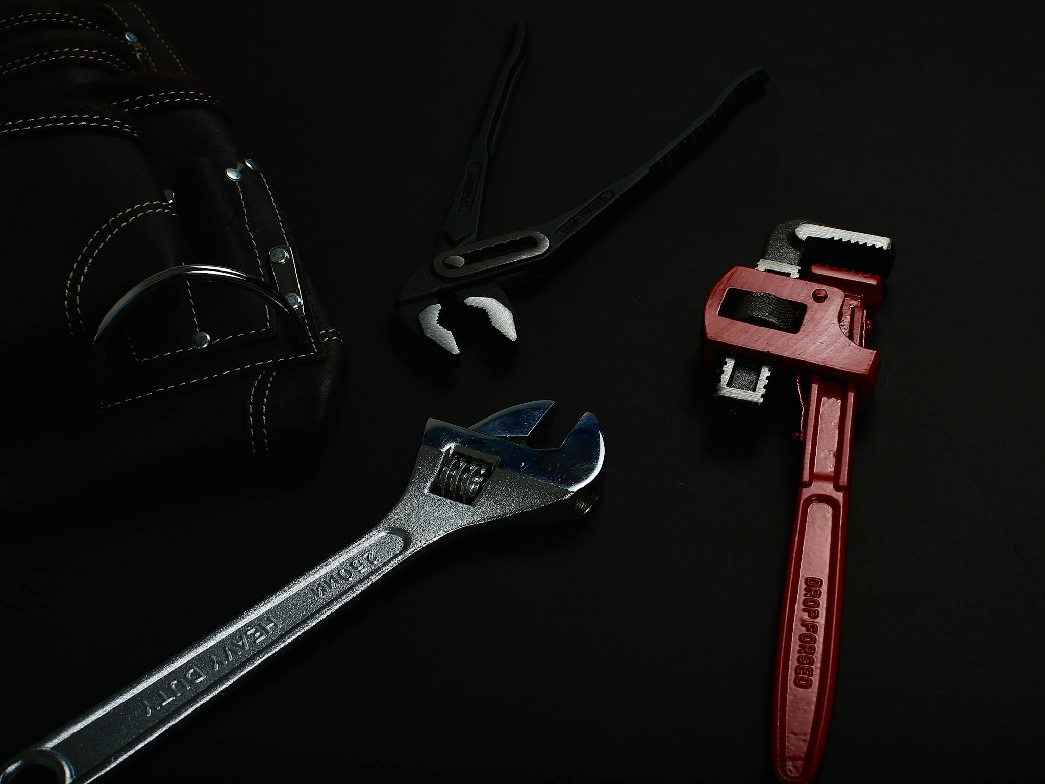 Be Your Own Handyman: My Essential Basic Hand Tools List – Rob Louis